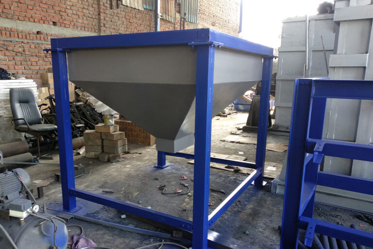 Feeding Hopper - Aluminium & Copper Recycling Plant Manufacturer